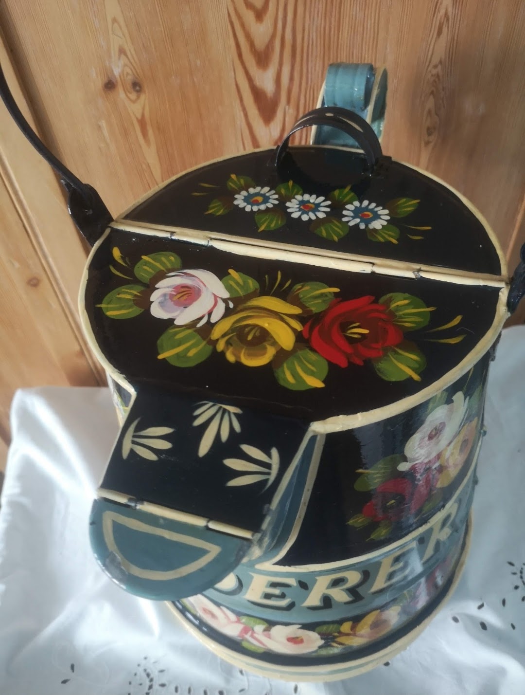 'Buckby' watercans - Kay's Canal Crafty Arts